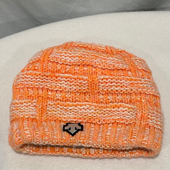 Descente | Accessories | Descente Hat | Poshmark